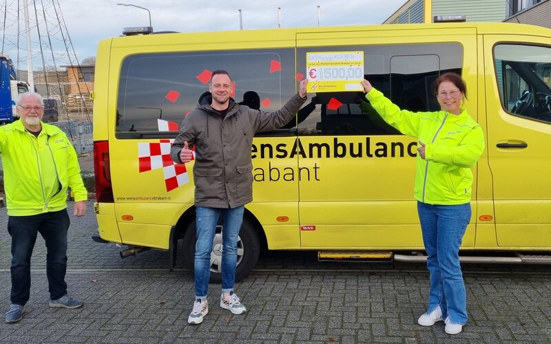Donatie aan Stichting Wensambulance Brabant van € 1.500,00 • Nieuws ... Donatie aan Stichting Wensambulance Brabant van € 1.500,00 • Nieuws ...